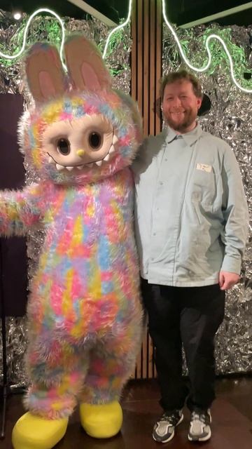 Когда поиграл с #лабубу на открытии школы музыки