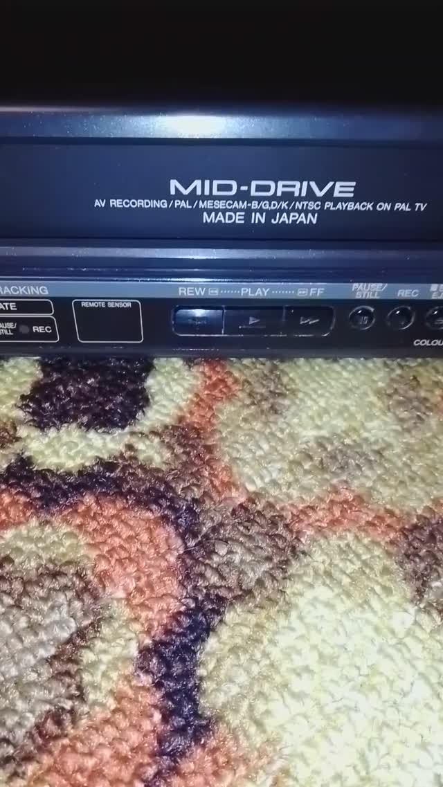 SHARP M11 — легендарный VHS видеоплеер из Японии!