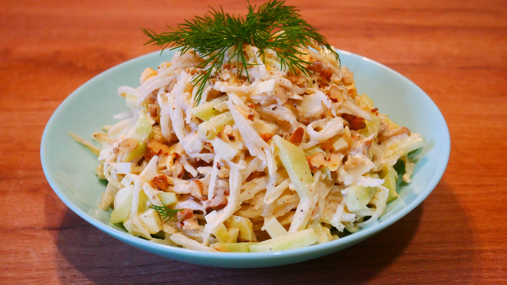 Салат из дайкона с огурцом и отварными яйцами. Просто, вкусно и ОЧЕНЬ полезно!