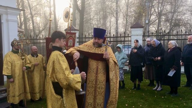 02.11.2025 Крестный ход  к иконе Божие Матери Избавительница