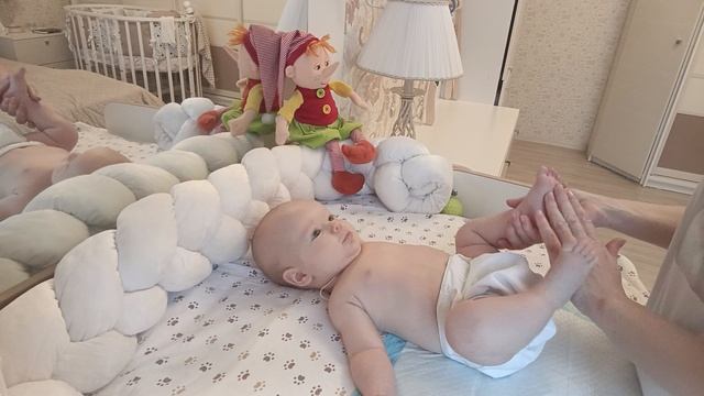 ПОКОЛАЧИВАНИЕ СТОП от 0 до 3 месяцев массаж с потешками