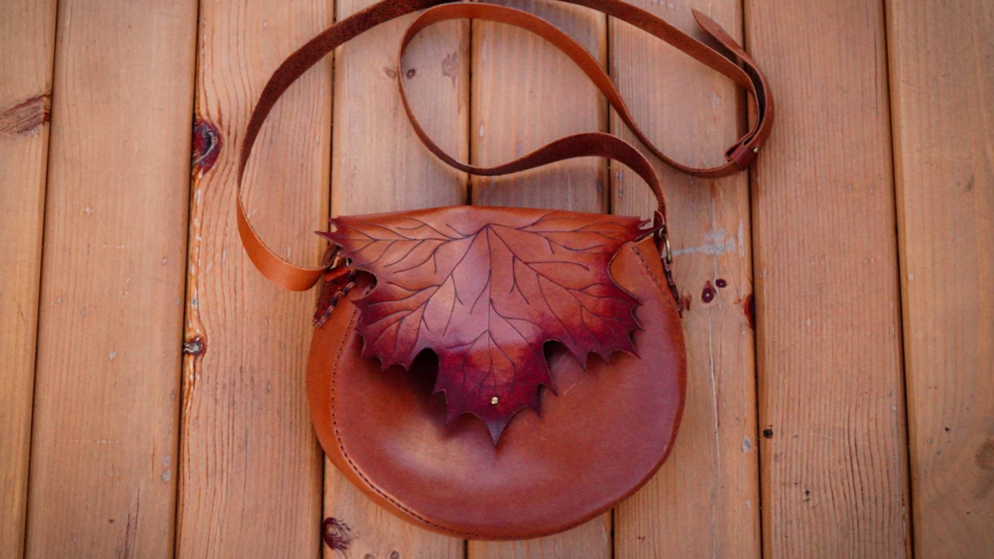 Как сделать сумку из кожи.