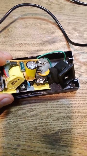 Ремонт блока питания монитора - мерцает экран