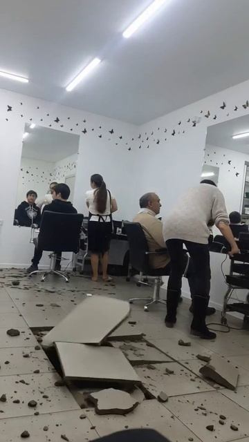 с этого момента всё    и началось