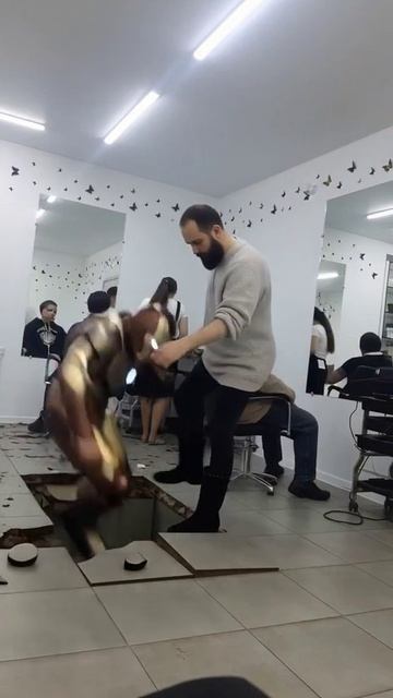 человек железный решил показаться 😱🤣🤣