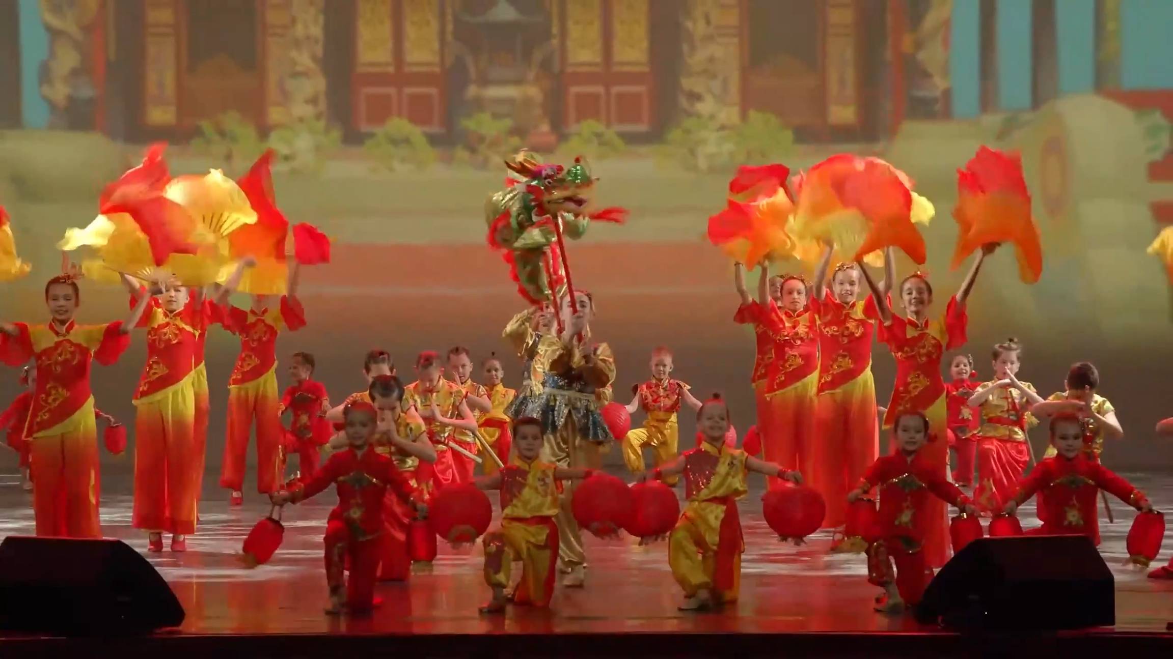 "Шанхайские орнаменты", Студия ансамбля Kazan. "Shanghai Ornaments", Kazan Ensemble Studio.