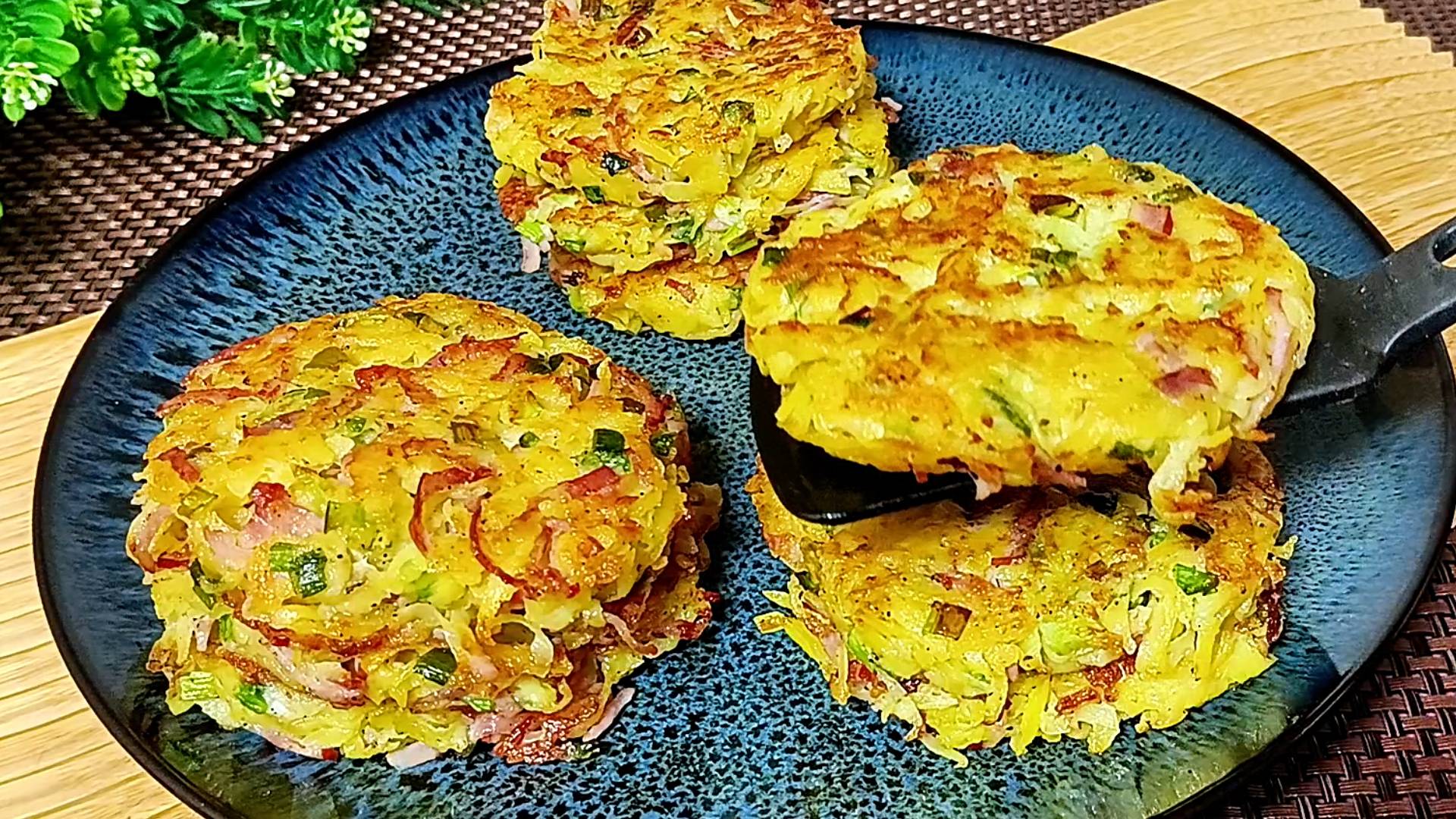 У вас есть 3 картошки и кусок колбасы? Феноменально ВКУСНО и ПРОСТО! Ужин на сковороде🥘