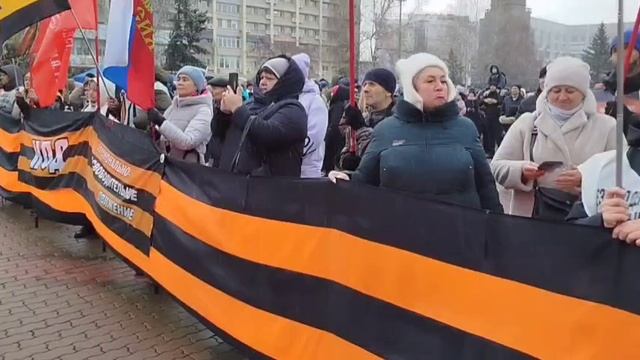4 ноября в Красноярске прошёл автопробег в честь праздника День Народного Единства