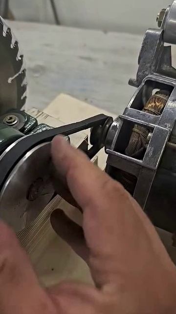 Шкив на валу