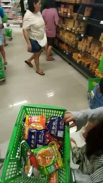 Паника на Филиппинах. Супертайфун #филиппины #семьявместе #жизньнафилиппинах