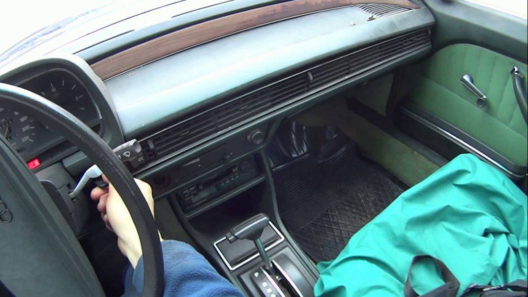 Audi 100 C2 Zweitürer 1978 г. Отчет № 14.  Диагностика неисправности 087 АКПП.