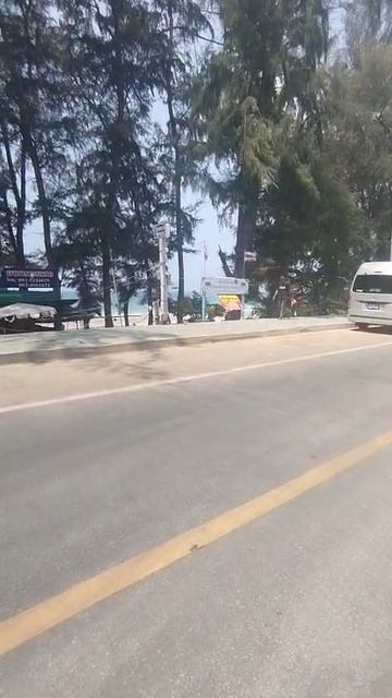 Rayong Beach Condotel, Дорога