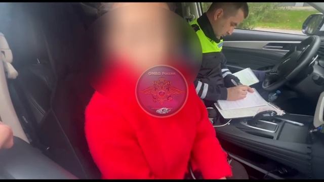 Сотрудники Госавтоинспекции остановили автомобиль под управлением несовершеннолетнего водителя