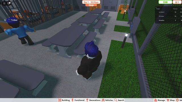 Работаю в полицейском одле в роблокс