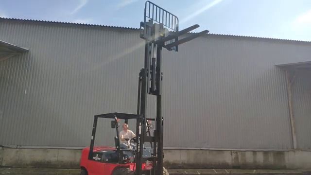 OXLIFT Обзор Дизельного вилочного погрузчика OXLIFT Heli CPCD50-XC7K2 5т 4,5м SS FFL