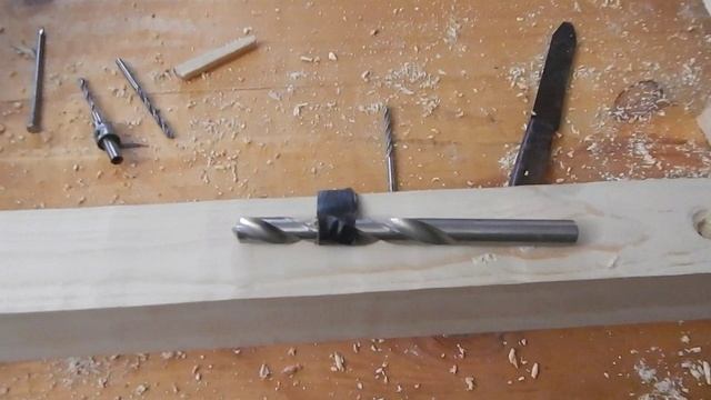 Сборка  стола вот таким образом в старинном доме