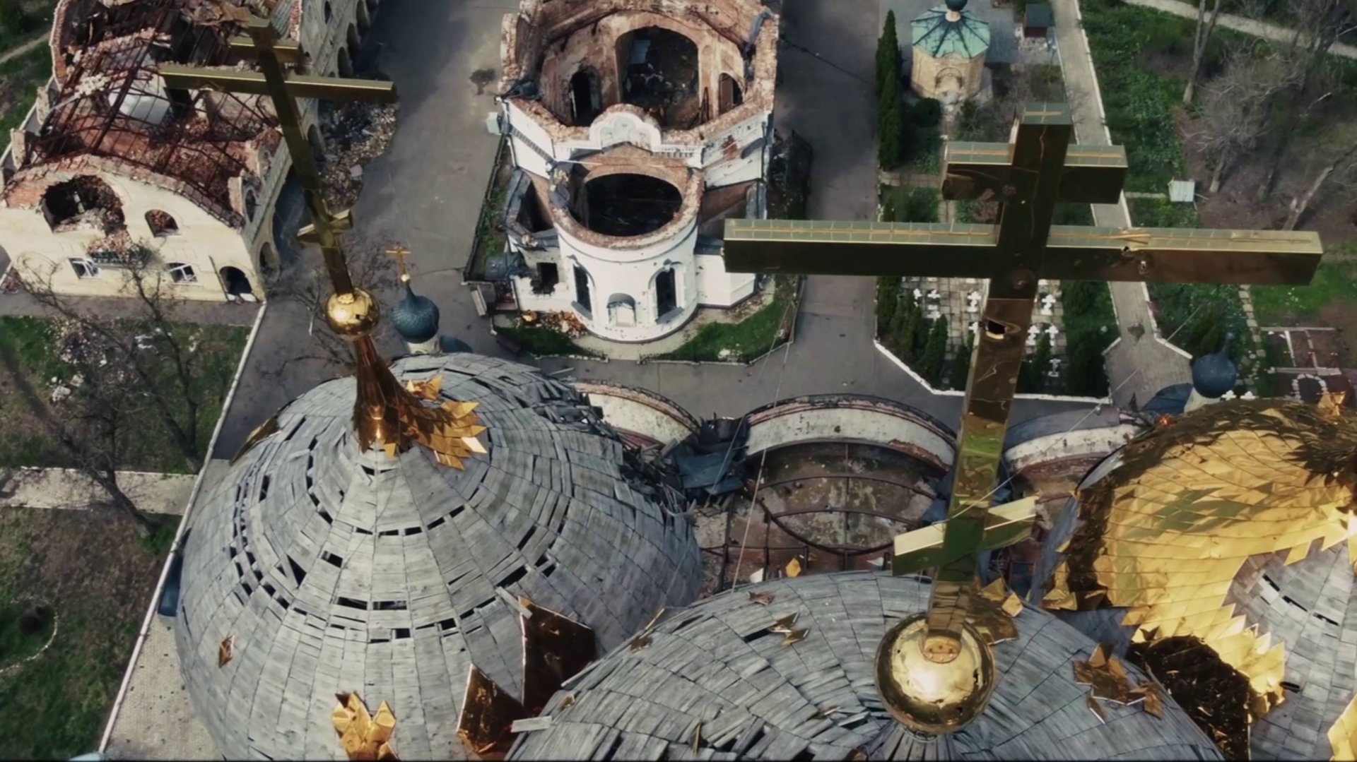 "Война с православием". Никольский монастырь и другие приходы Донбасса в условиях войны.