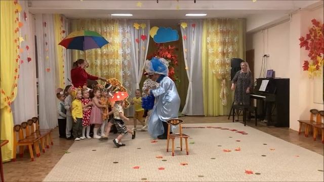 Праздник Осени в средней группе №6 "Пчелки"