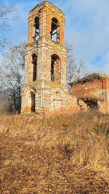 д. Строевая гора, Рождественская церковь 1750 г.