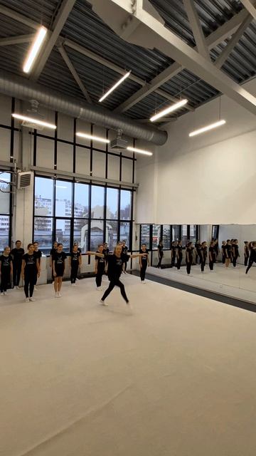 Смотрим и повторяем😁 #студияаннысеровой