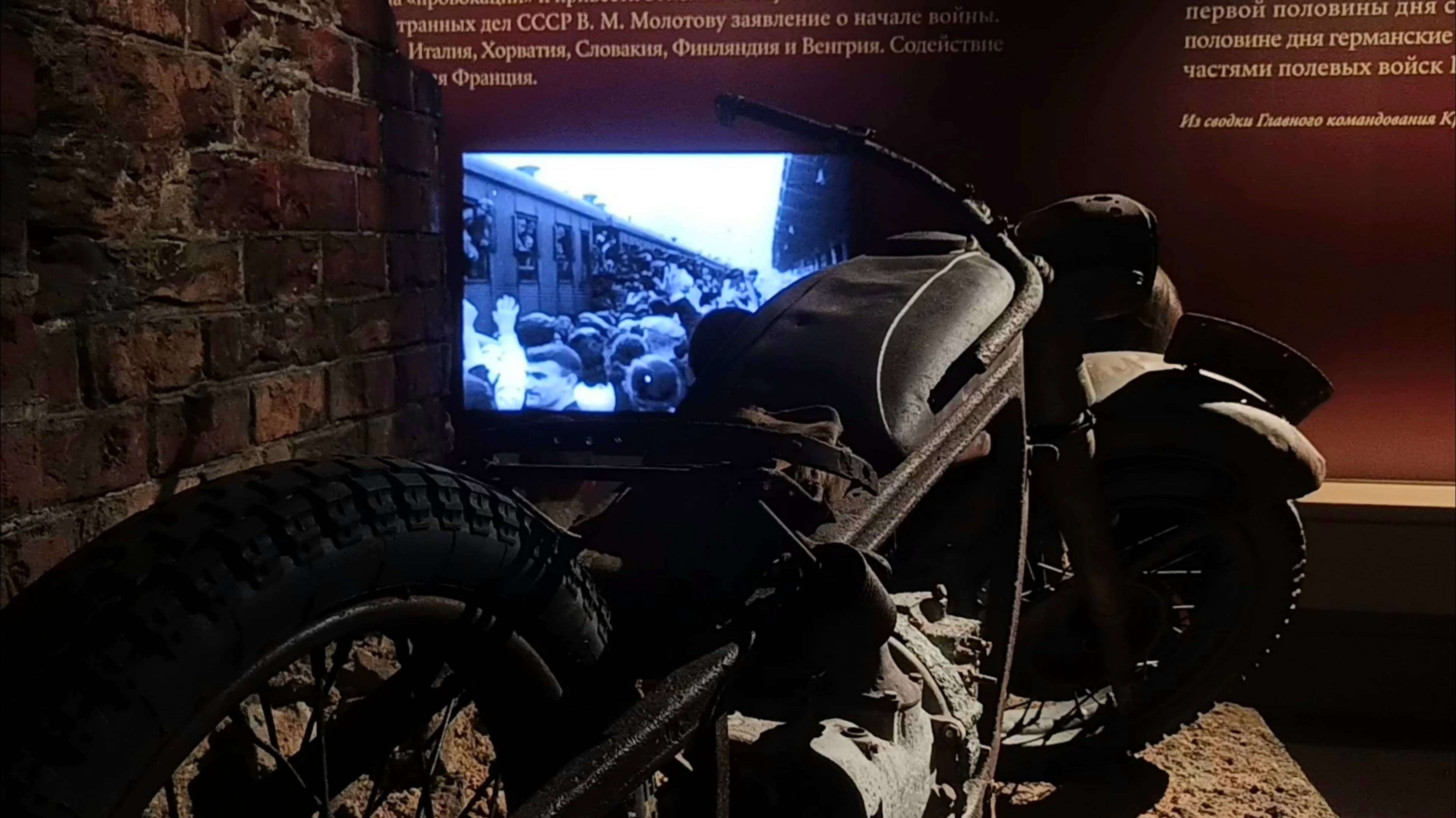 На выставке ВЕЛИКАЯ ПОБЕДА в Манеже (2)