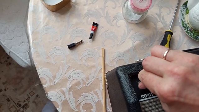 Как вытащить сломанный Джек 6.3 TRS из гнезда