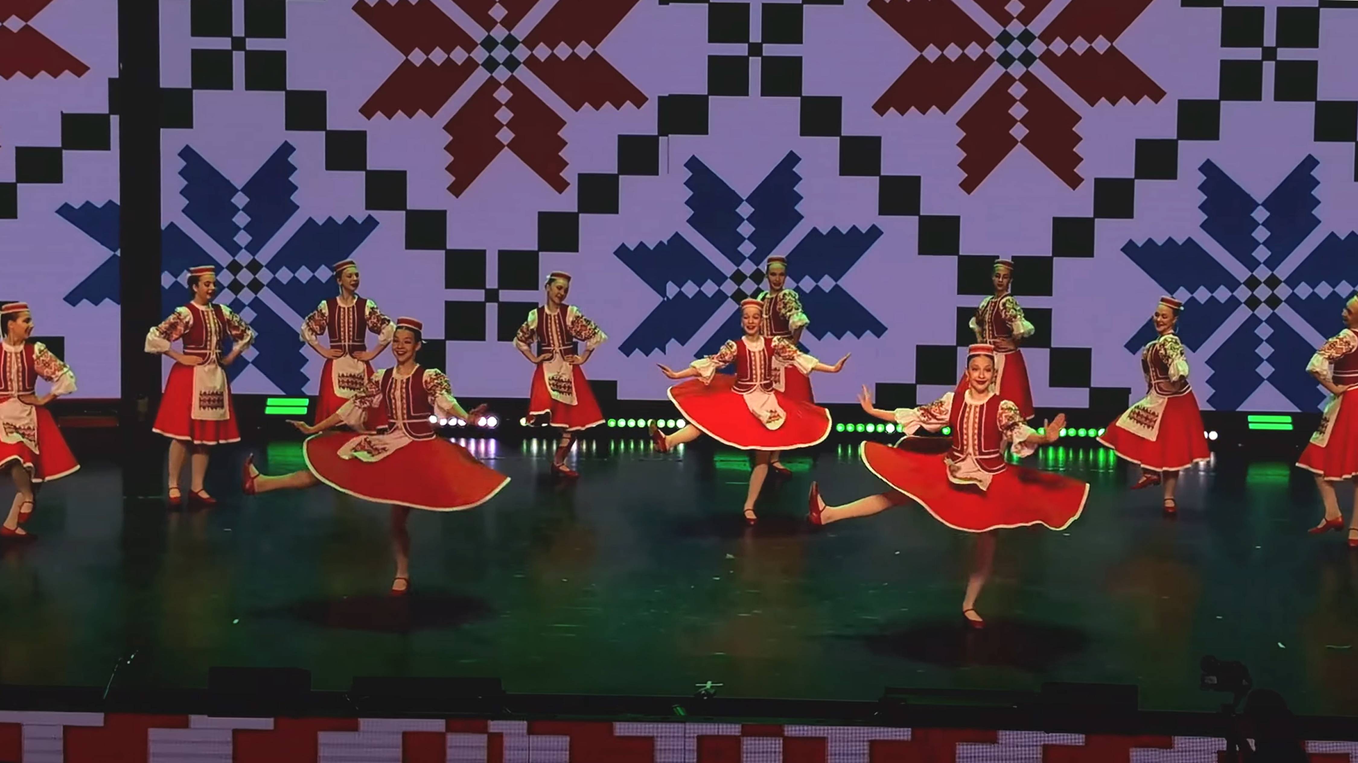 Белорусский танец "Вертушки"