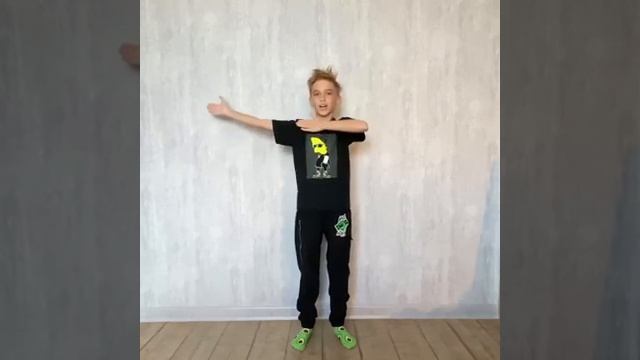 2. Зарядка на английском для ваших малышей