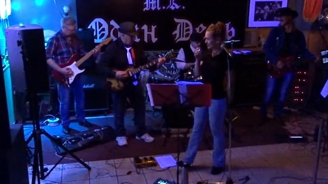 "Посторонним В..." в баре "Один День" 07.10.22