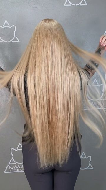 Сделали окрашивание в нежный блонд на длинных волосах!