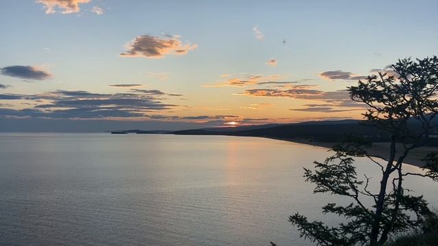 Рассвет на Ольхоне