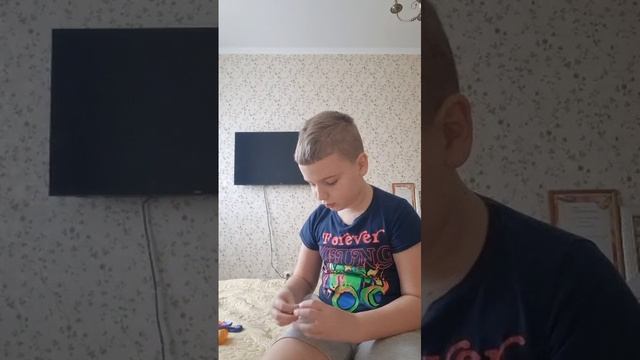 Распаковка Бегемотик kinder почти вся коллеция 🤩😍🤩😍