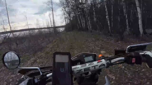 Катаюсь в лесу 3