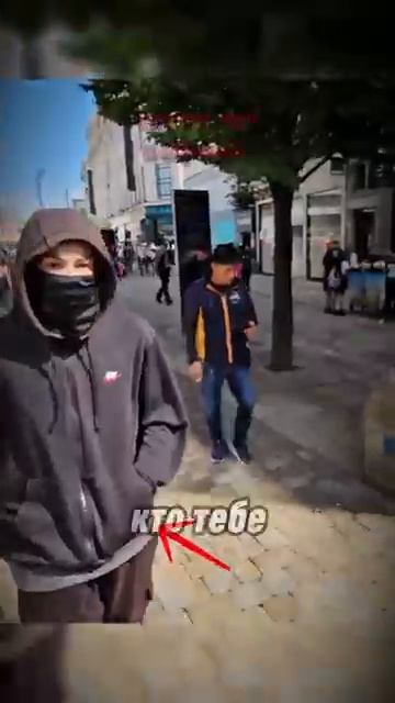 Гопник мигрант получил по заслугам