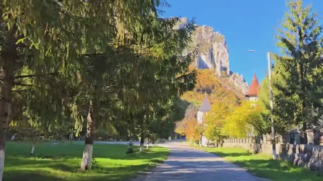 Поездка по самой красивой дороге Трансильвании | Осеннее волшебство и виды на скрытые монастыри