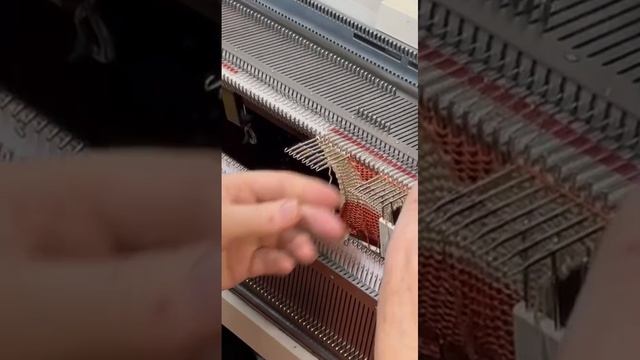 Цветное частичное вязание