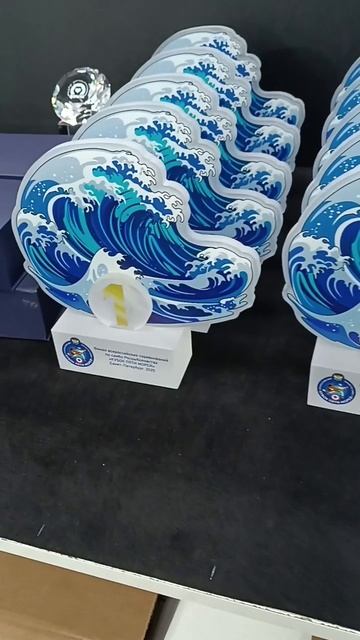 Награды в форме морской волны