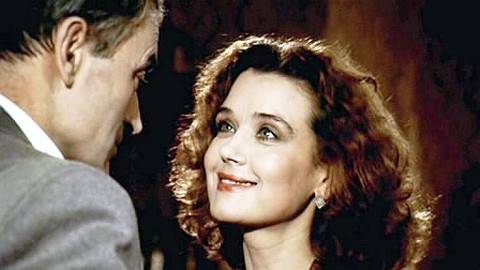 ЖЕНЩИНА, КОТОРУЮ ЛЮБЛЮ