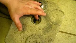 Стиральная машина гремит при отжиме оторвало противовес (груз)