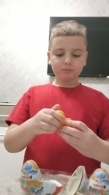 БЕГЕМОТИКИ kinder **залагало видео**😅