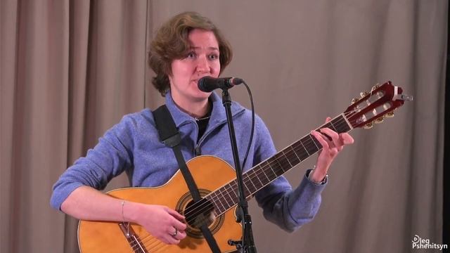 Елизавеата Рысенкова  В старом парке