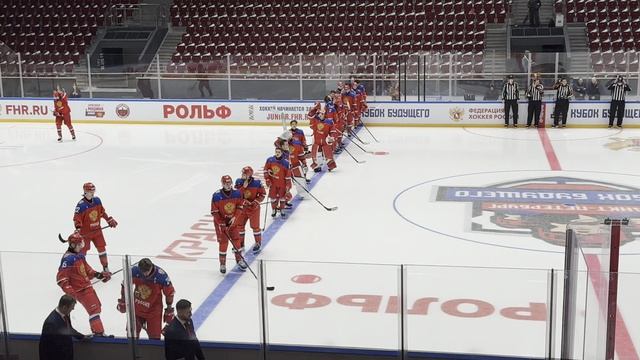 Иван Корнилов защитник молодежной сборной России U20 по хоккею с шайбой