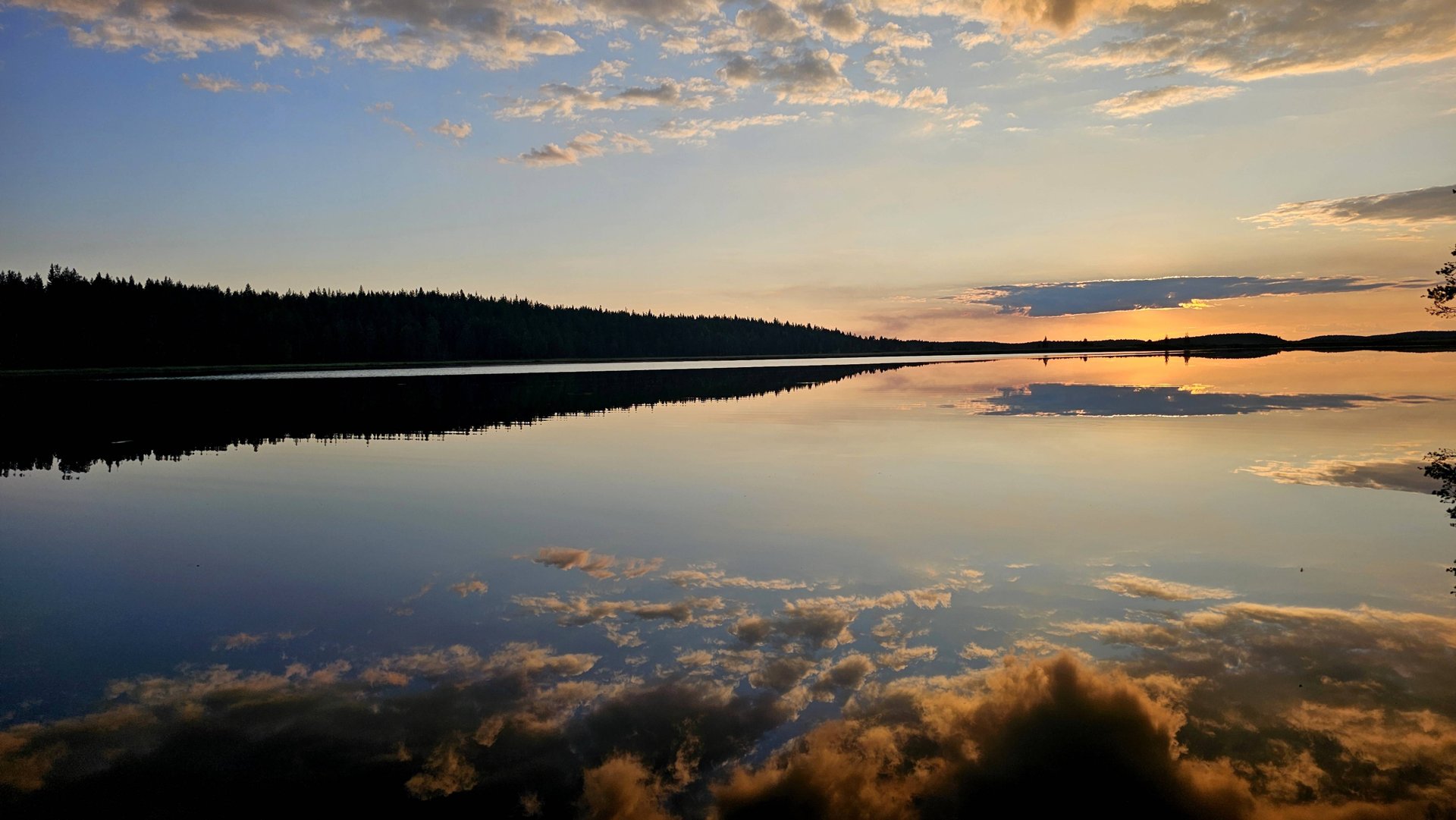 ТРЕК - И МЫ ПОЛЕТИМ(NЮ) из фильма КАРЕЛИЯ. Река ОНДА. 2025 год. Конец июля - начало августа. (HD)