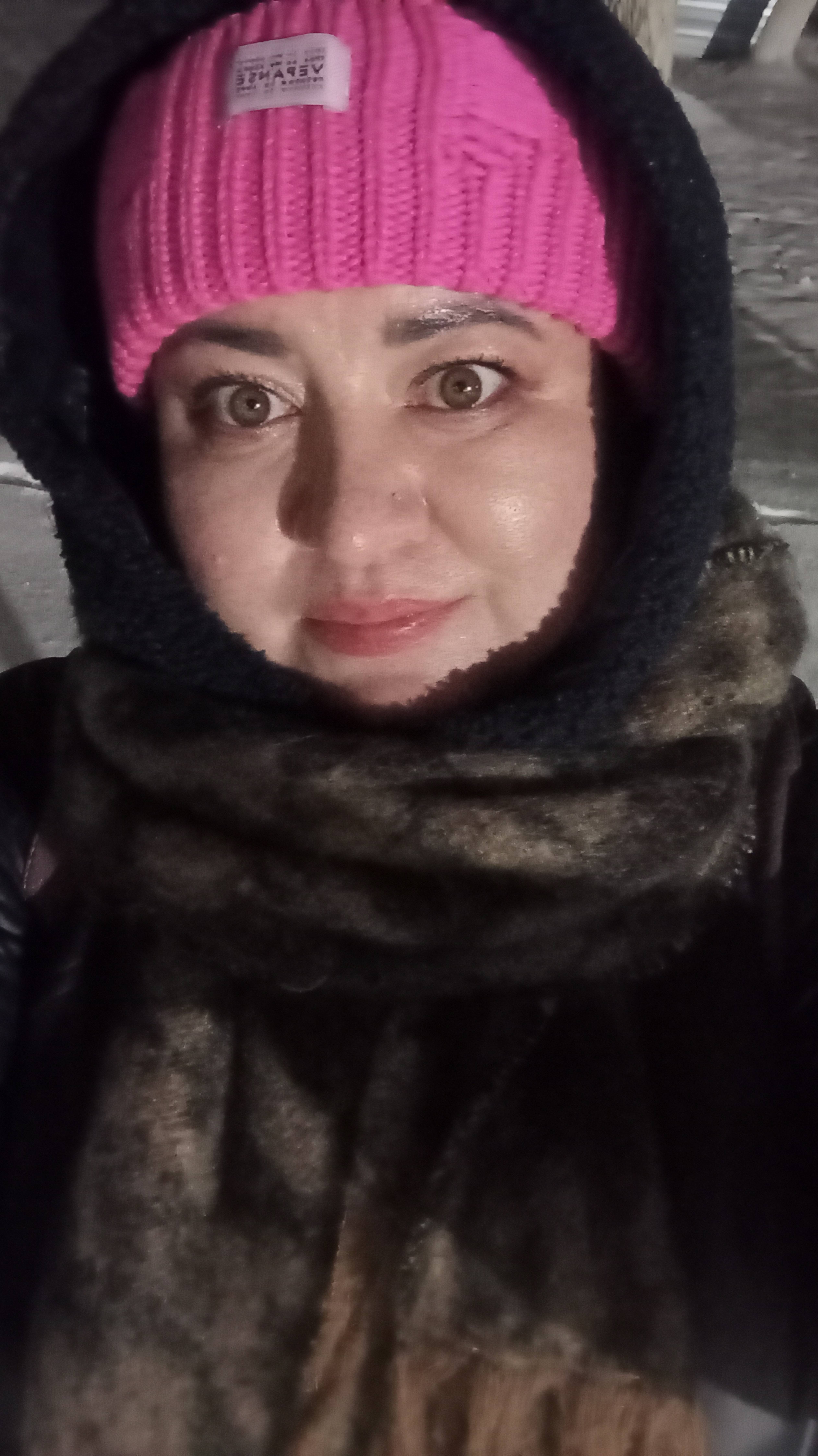 Шарф с анималистическим принтом Фаберлик.