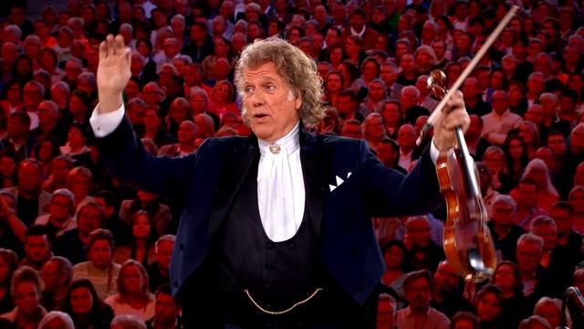 Гимн “Ближе, Господь, к Тебе”. Дирижер Андре Рьё (André Rieu, Нидерланды).