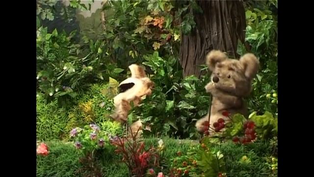 Непохожие прохожие | Лесные истории (0+)