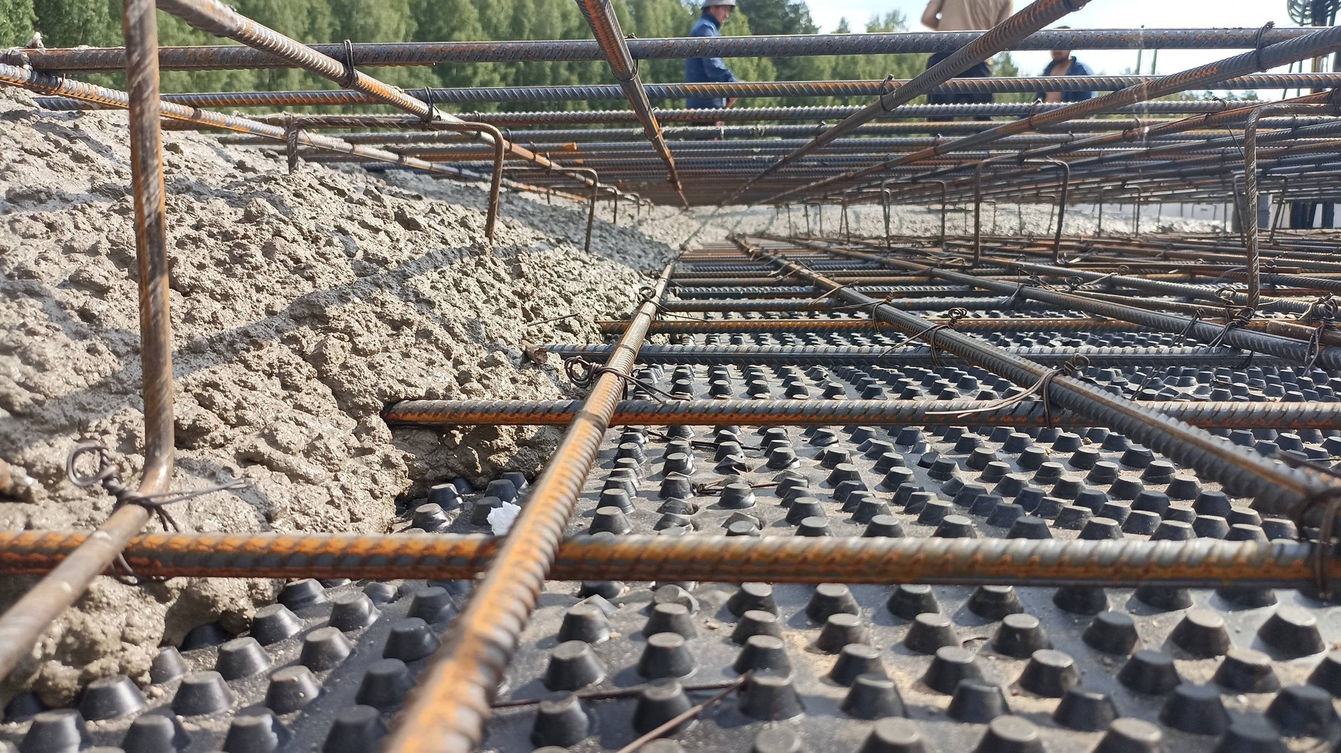 Устройство бетонной плиты  площадью 195 м2 под одноэтажный дом из несъемной опалубки Velox