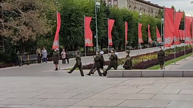 Смена караула у Вечного огня, Сталинград