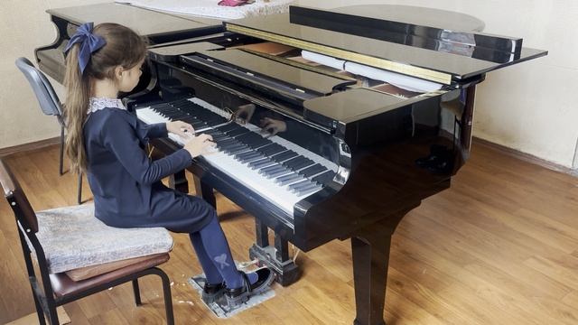 Казакова Эвелина, 8 лет