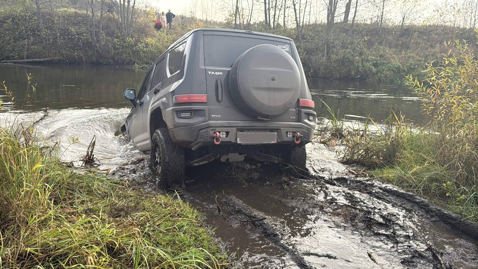 TANK 300, 500 и 700 - кто из них лучше на бездорожье? Что им могут противопоставить кроссоверы?